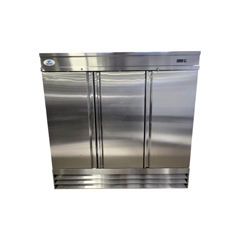 Danair NRG-3-SDC-81-HC - Refrigerator - 3 Door – Vancouver Restaurant ...